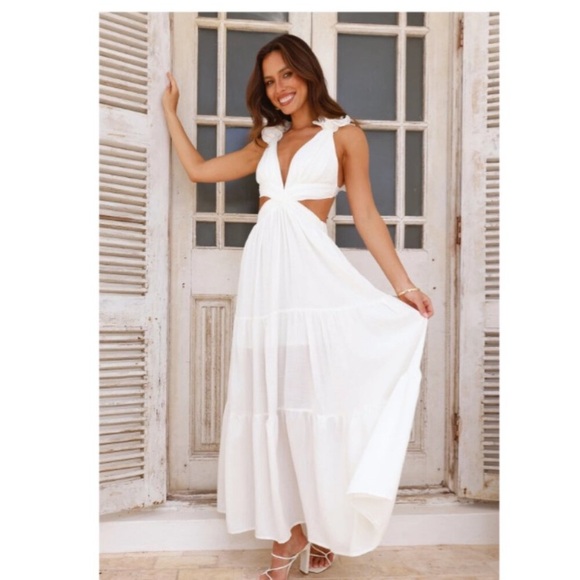 Hello Molly | Dresses | New Hello Molly Moonlight Dance Maxi Halter ...